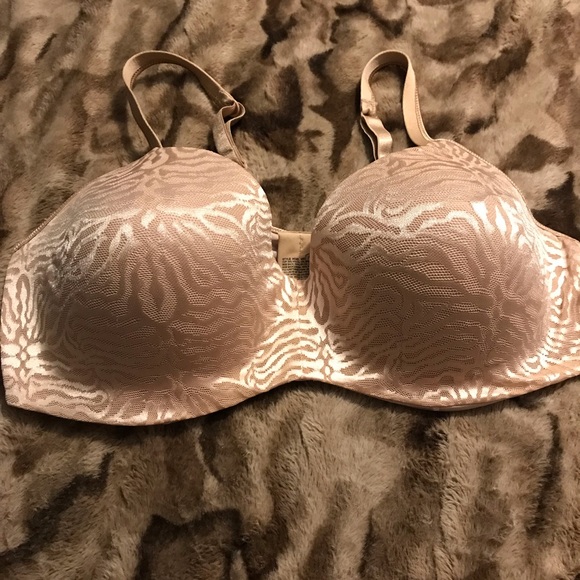 Playtex | Intimates & Sleepwear | Playtex 46c Lined Underwire Lace Bra ...